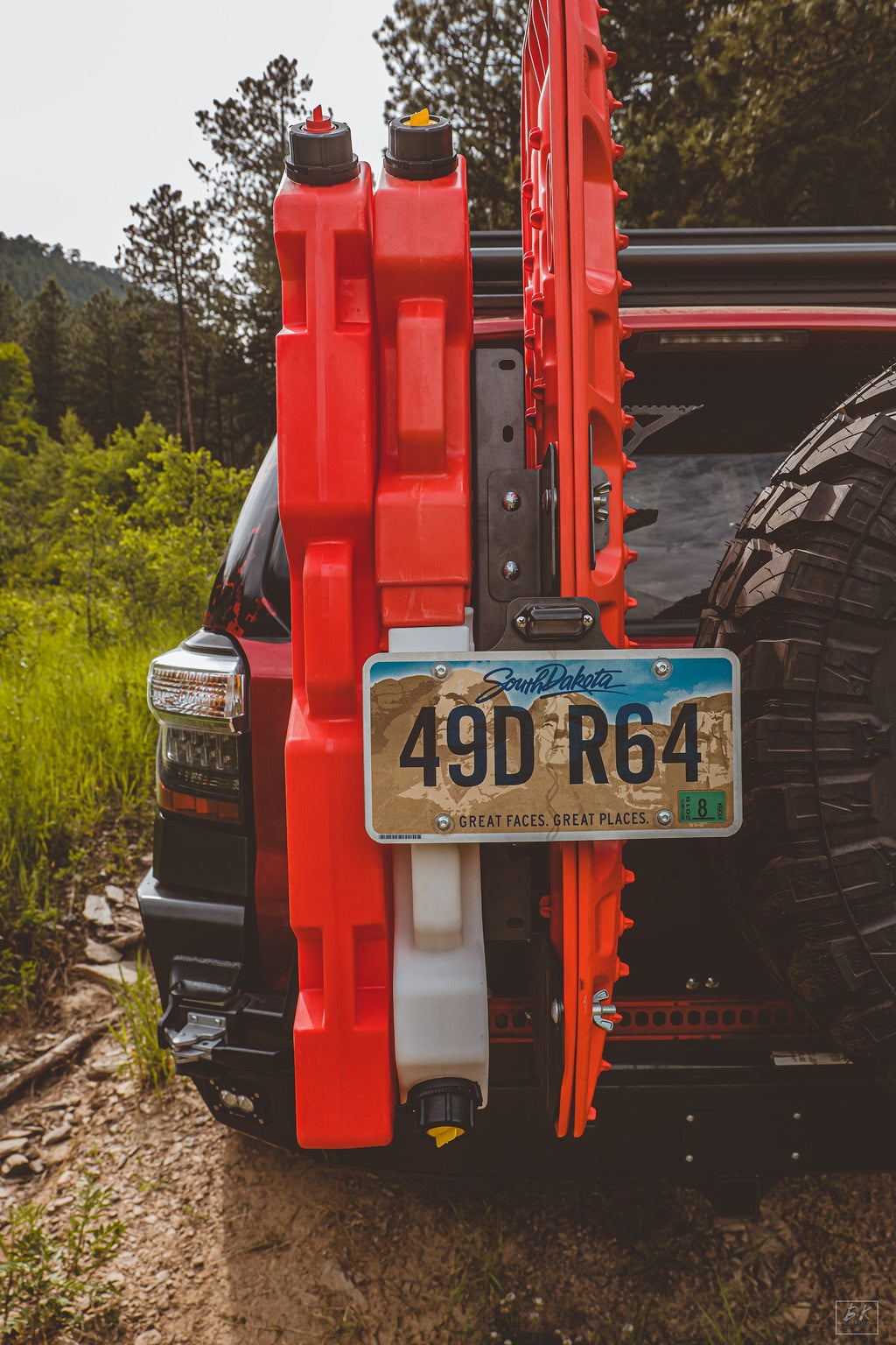 C4 Fab Rotopax / Maxtrax Mount (4Runner Rear Bumper) – TEQ Customs