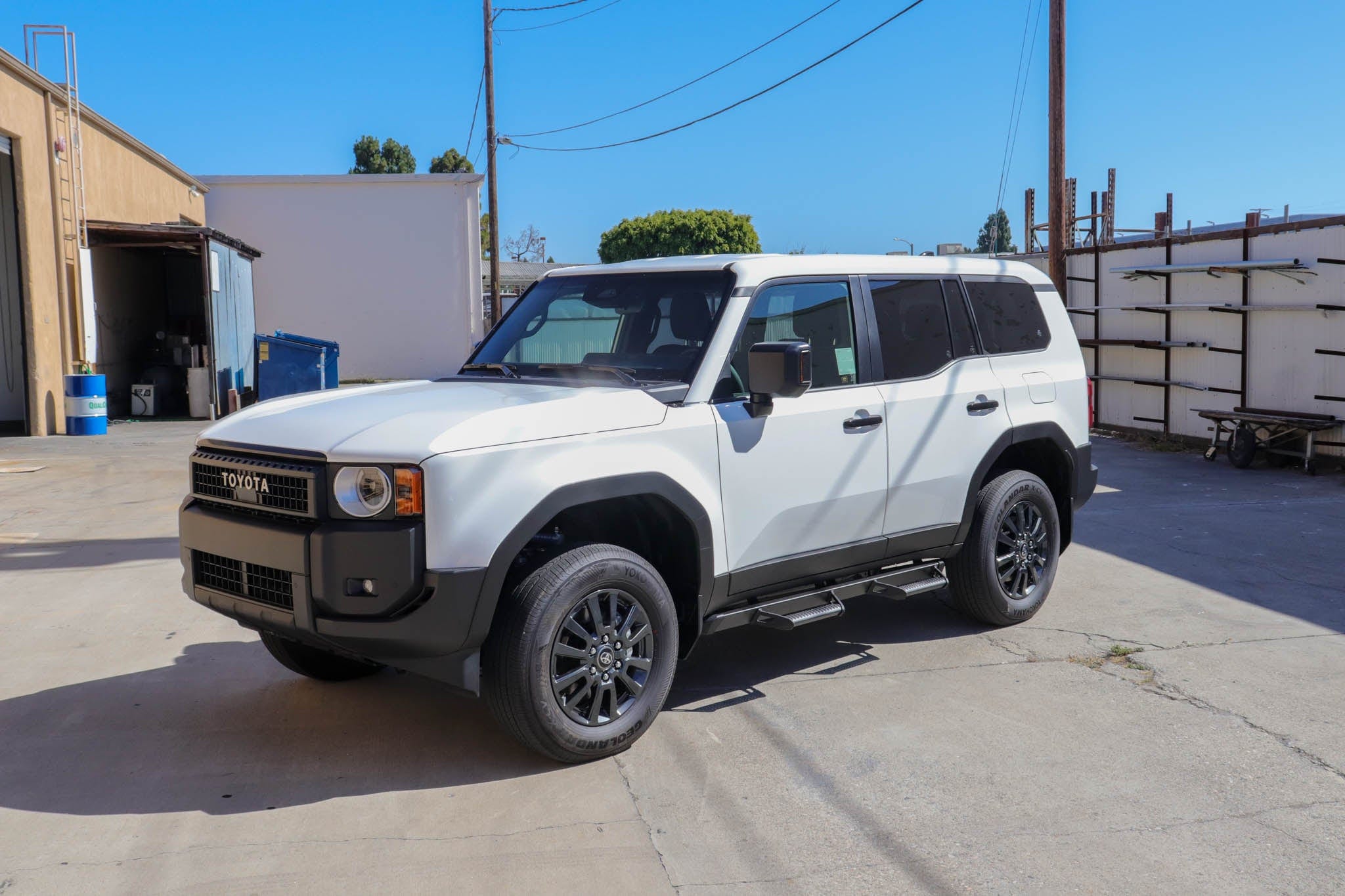 Radflo 2.5 Rear Shocks w/ Resi - 24+ GX550 & 24+ Land Cruiser – TEQ Customs LLC