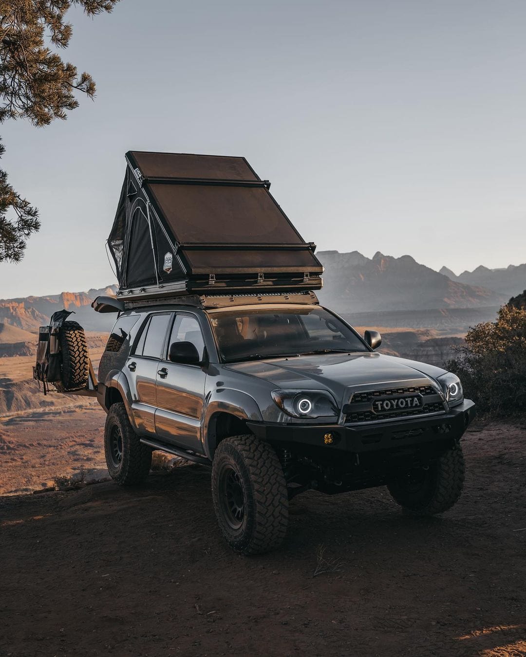 Custom Retrofit Headlights / 4th Gen 4Runner / 06-09 – TEQ Customs LLC