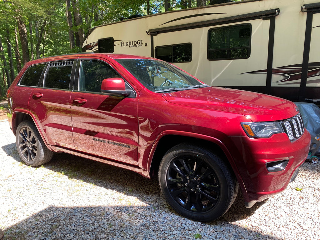 Grand Cherokee Window Vents (WK2) – TEQ Customs