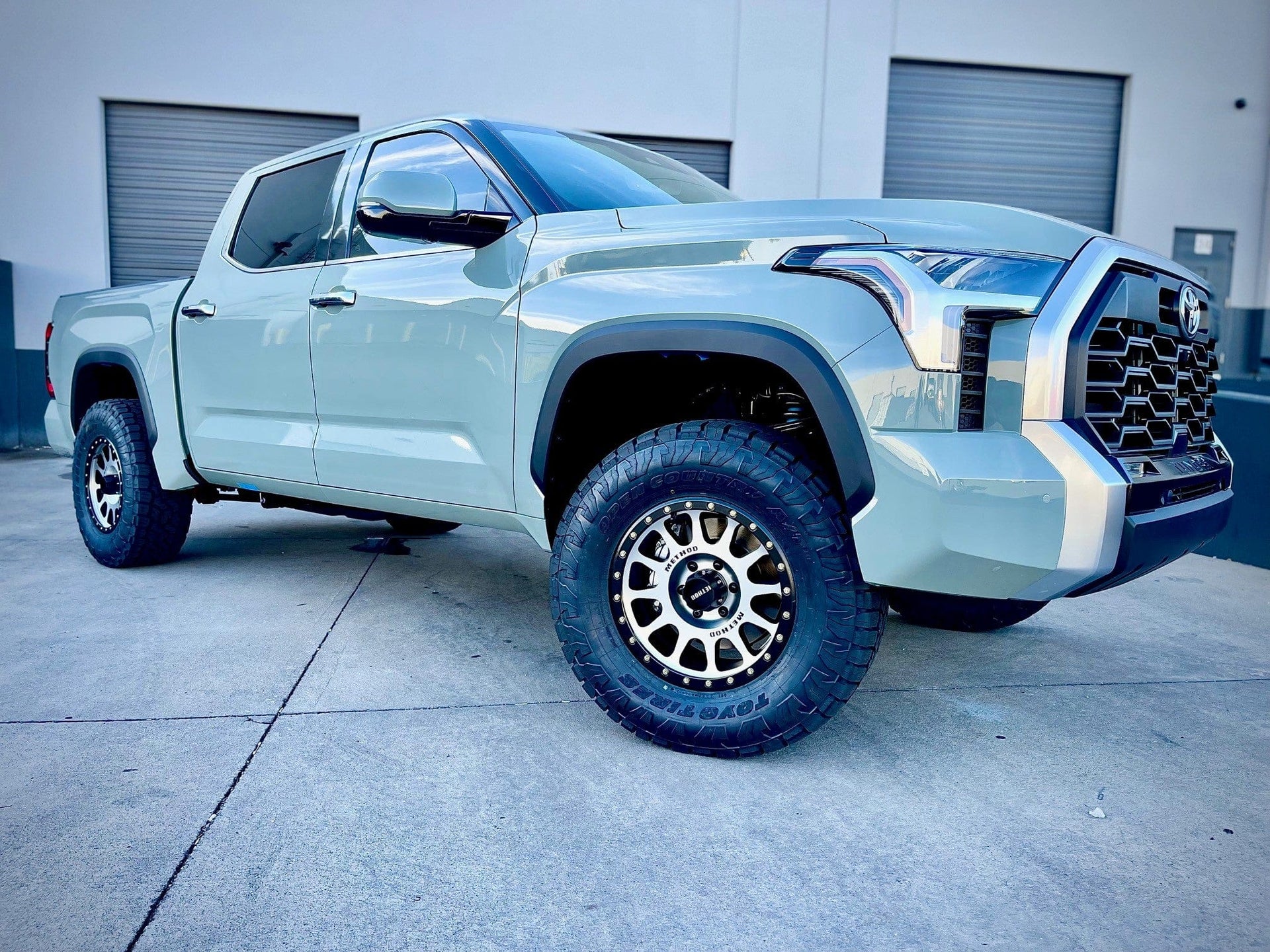 Preload Collar Lift Kit / 22-Current Tundra (Excluding TRD Pro) / Wesc ...